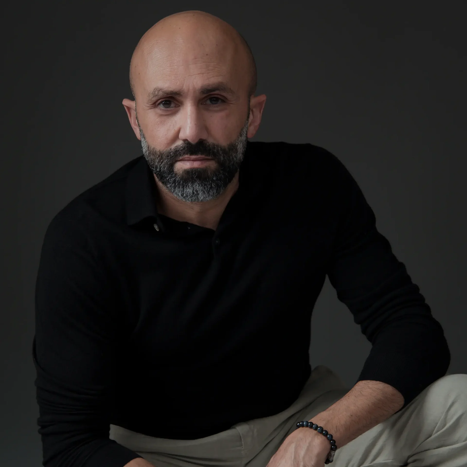 Book Portrait Photography in Dubai - Shootday